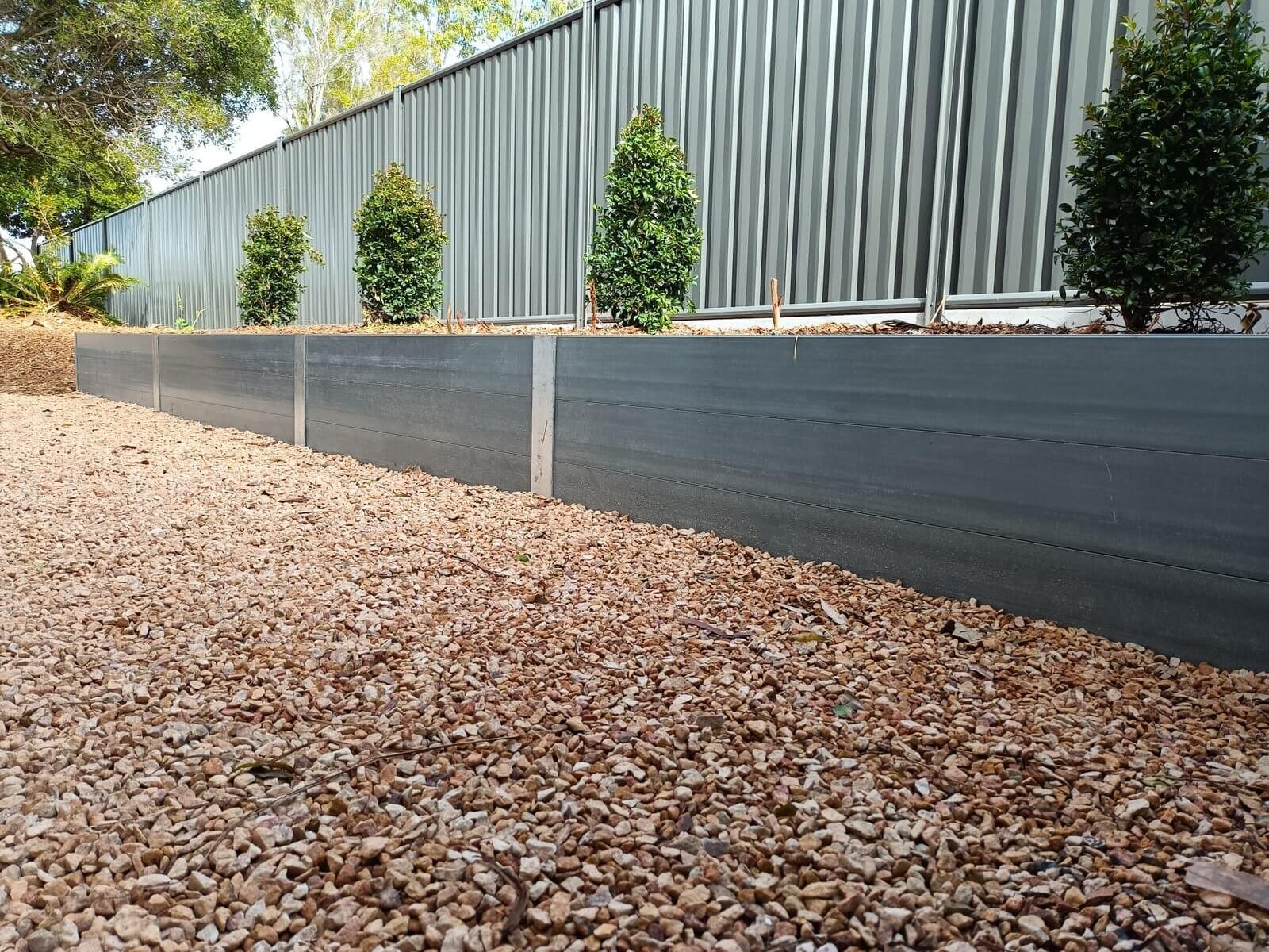 Benefits of Composite Retaining Walls: Ezzy FiT - Composite Retaining ...